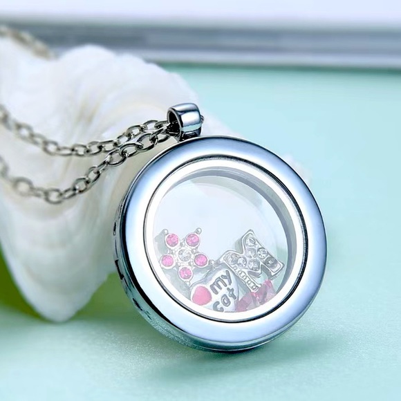 Jewelry | Floating Life Locket | Poshmark